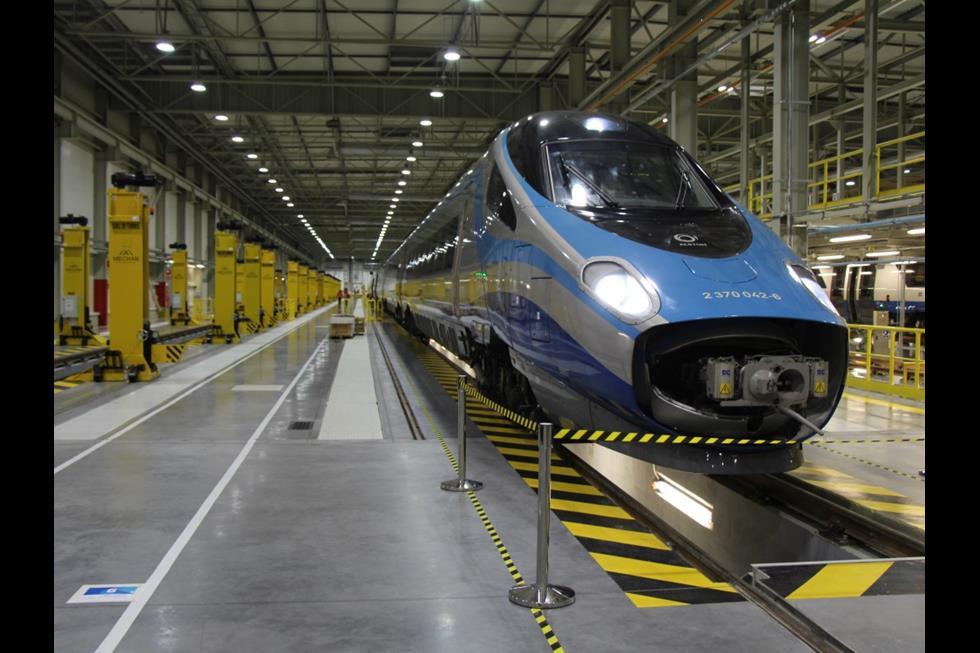 Polish Pendolino launches 200 km/h operation | News | Railway Gazette International